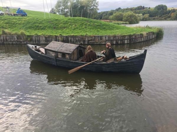 25ft double ended cabin boat - Marine Film Services